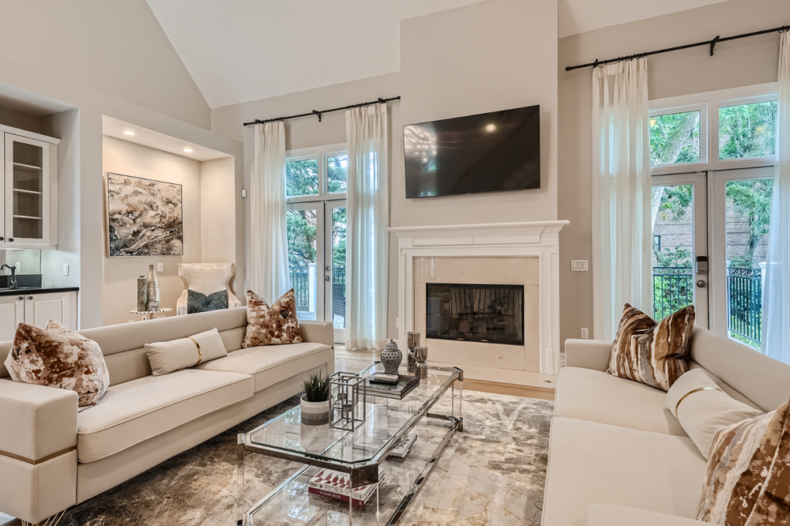 Homepage - Lucas Luxury Group