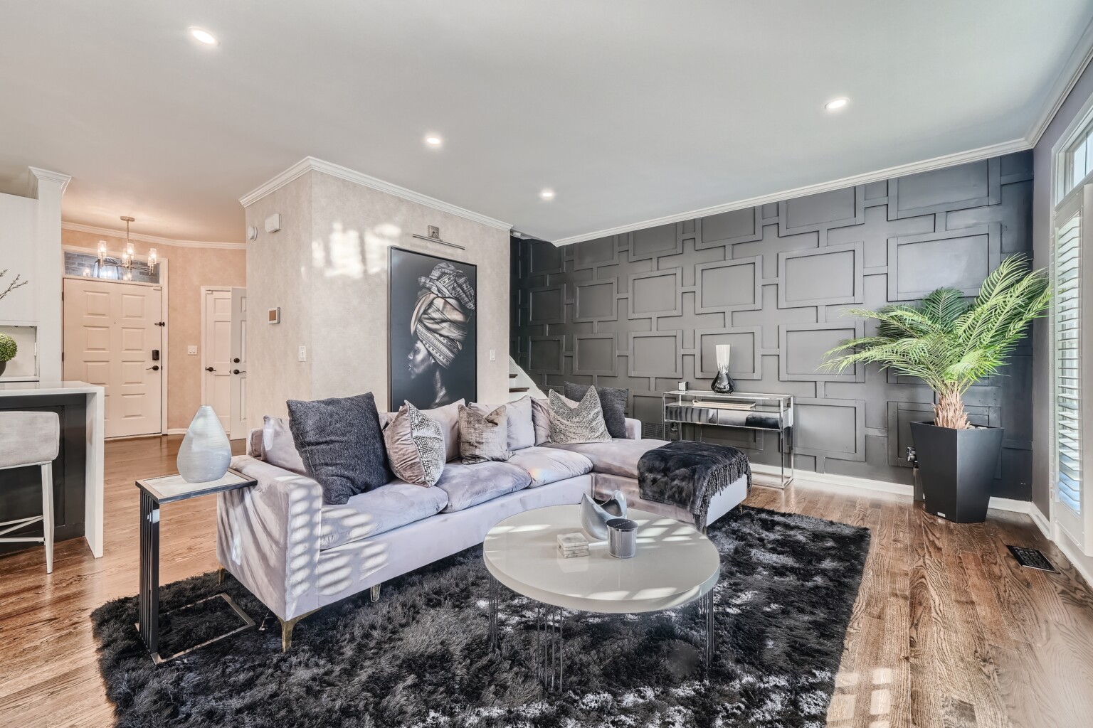 Homepage - Lucas Luxury Group